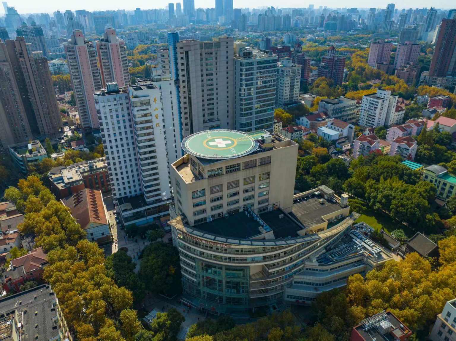 华山医院多院区信息化路径突围：集成平台支持跨系统联动